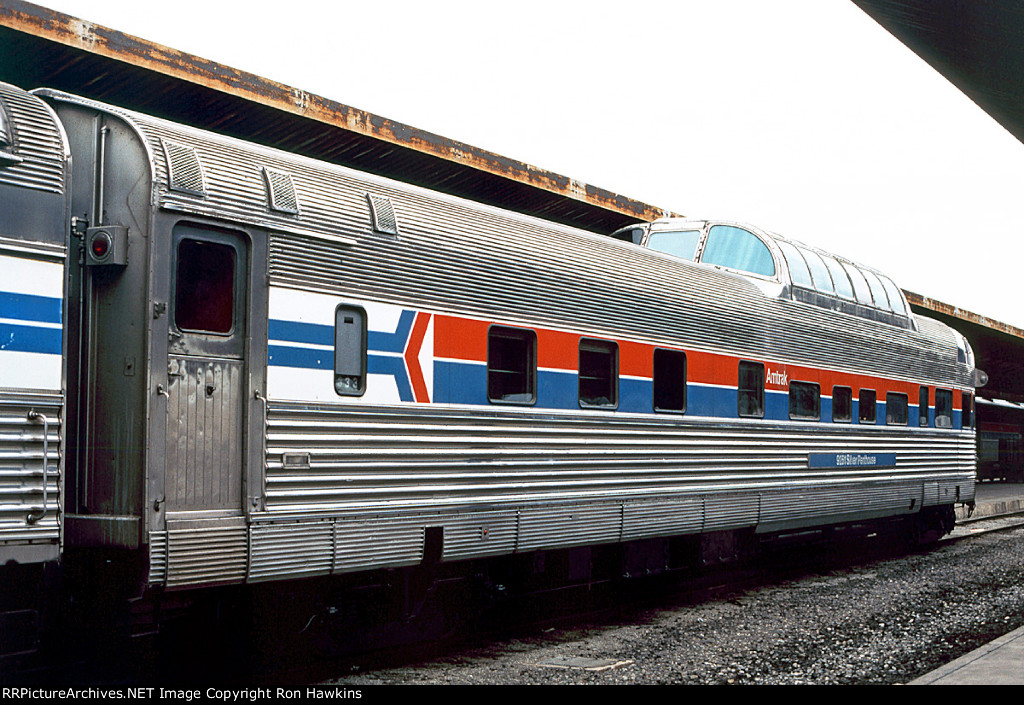 AMTK 9251 "Silver Penthouse"